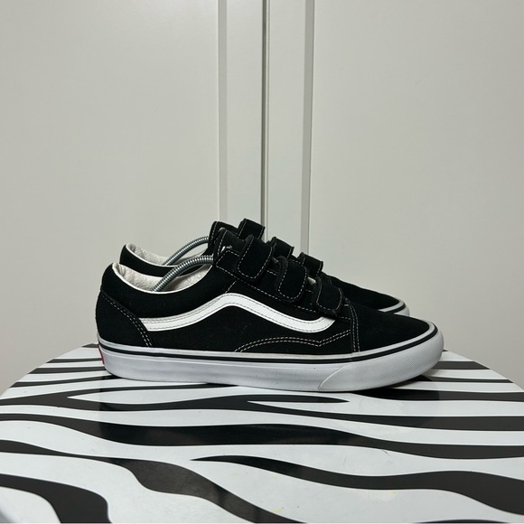 Vans | Shoes | Vans Old Skool V Strap Black White | Poshmark